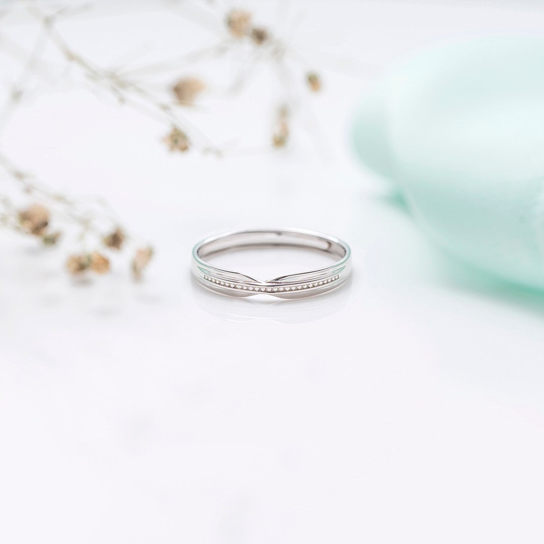 Zavya 925 Sterling Silver Ring - Valentine's Gift