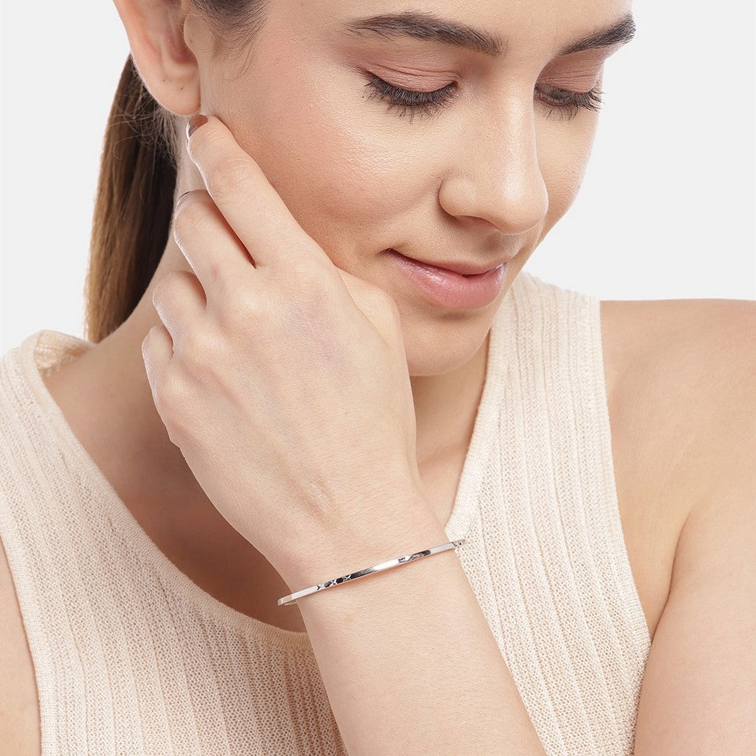 Minimal Rhodium Plated 925 Sterling Silver Bracelet – Zavya