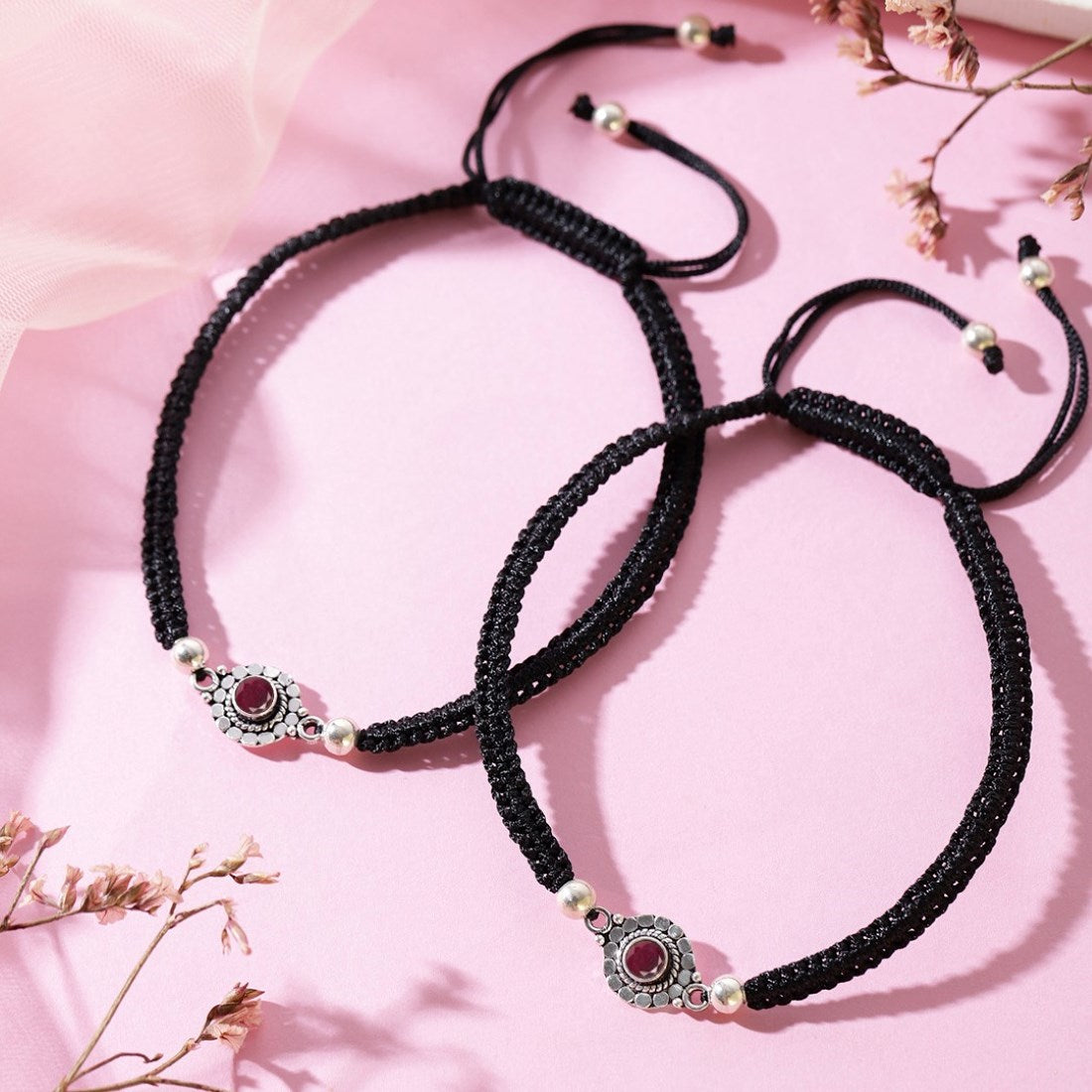 Buy Classic Oxidized Red Stone Women's Silver Anklet – Zavya