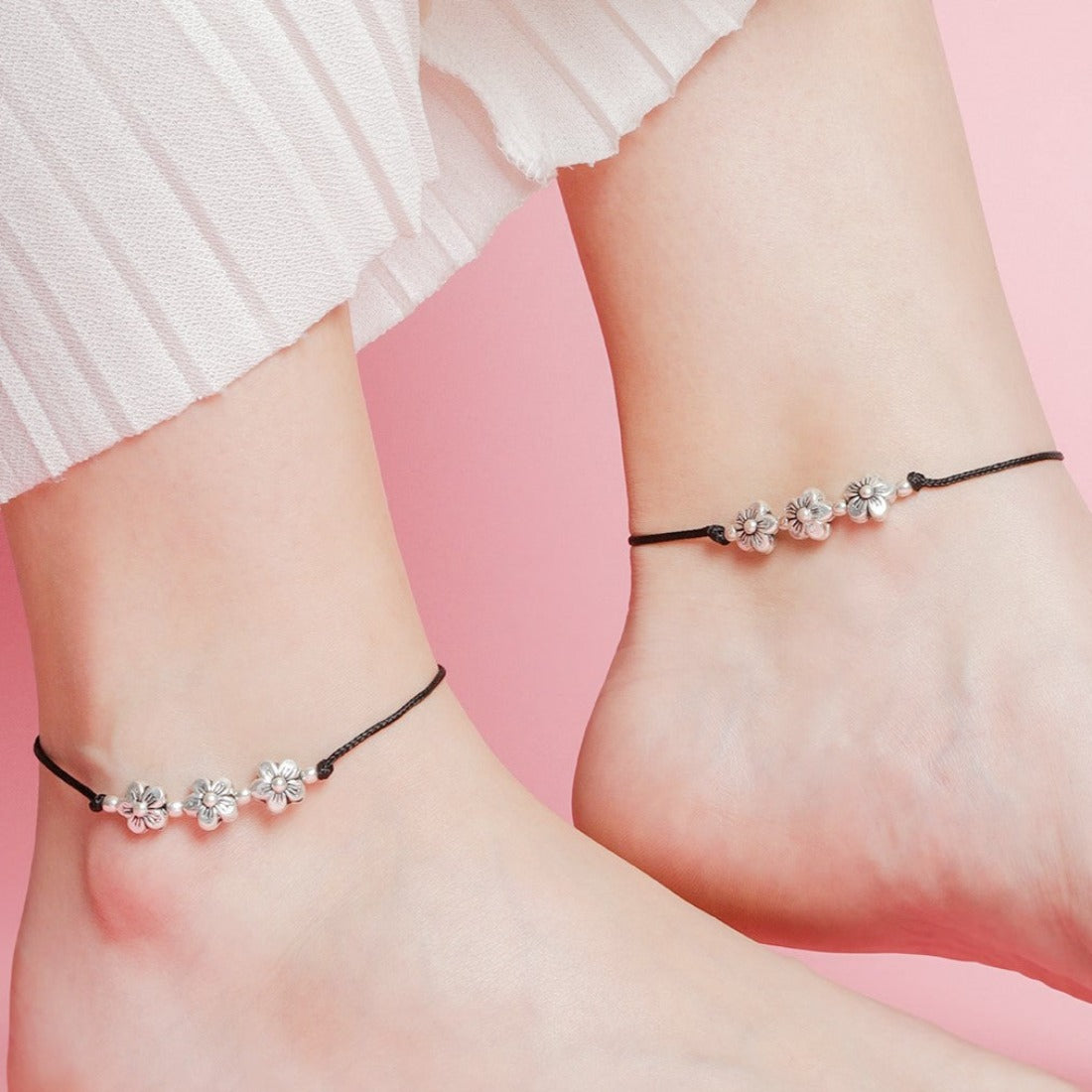 Buy Triple Floral Rhodium Plated Women's Silver Anklet – Zavya