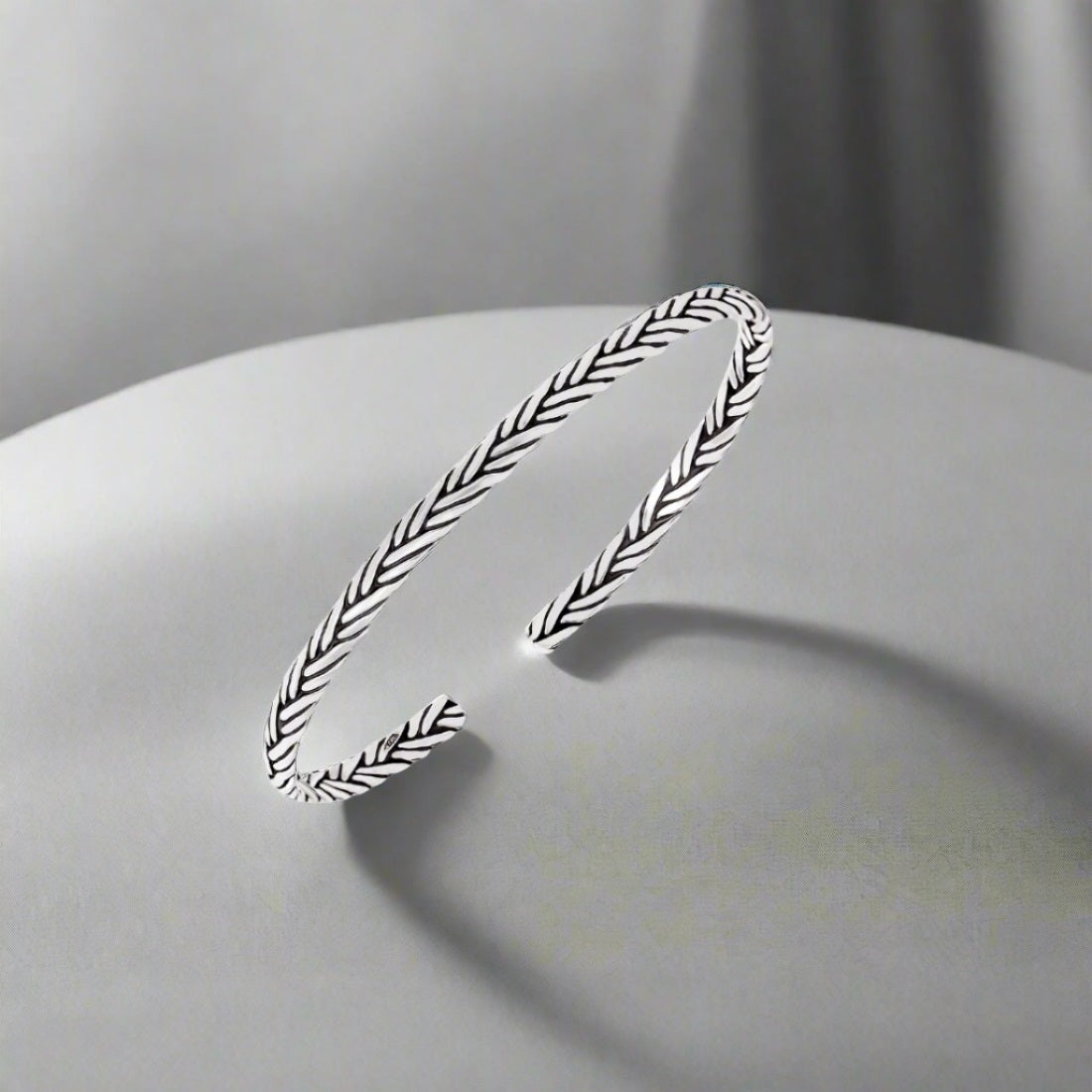 Sophisticated 925 Sterling Silver Men's Cuff Bracelet – Zavya