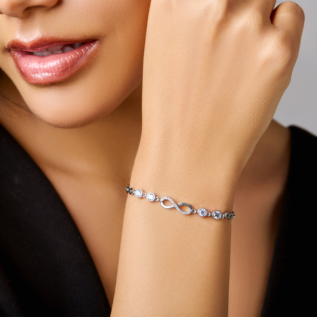 Infinity 925 Silver Bracelet - Valentine's Gift – Zavya